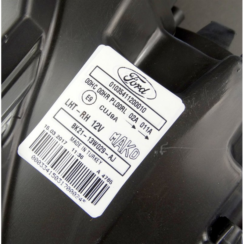 REFLEKTOR PRZÓD CUSTOM 12- /P/ ELEKTRYCZNY ANG